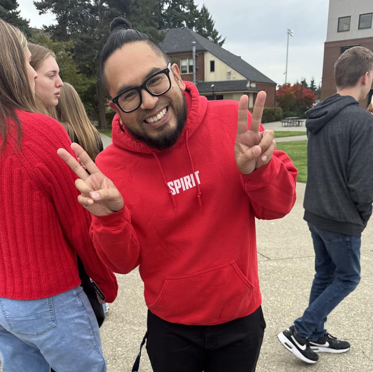 Spirit Week: A look at our favorite outfits – The Bellarmine Prep Lion